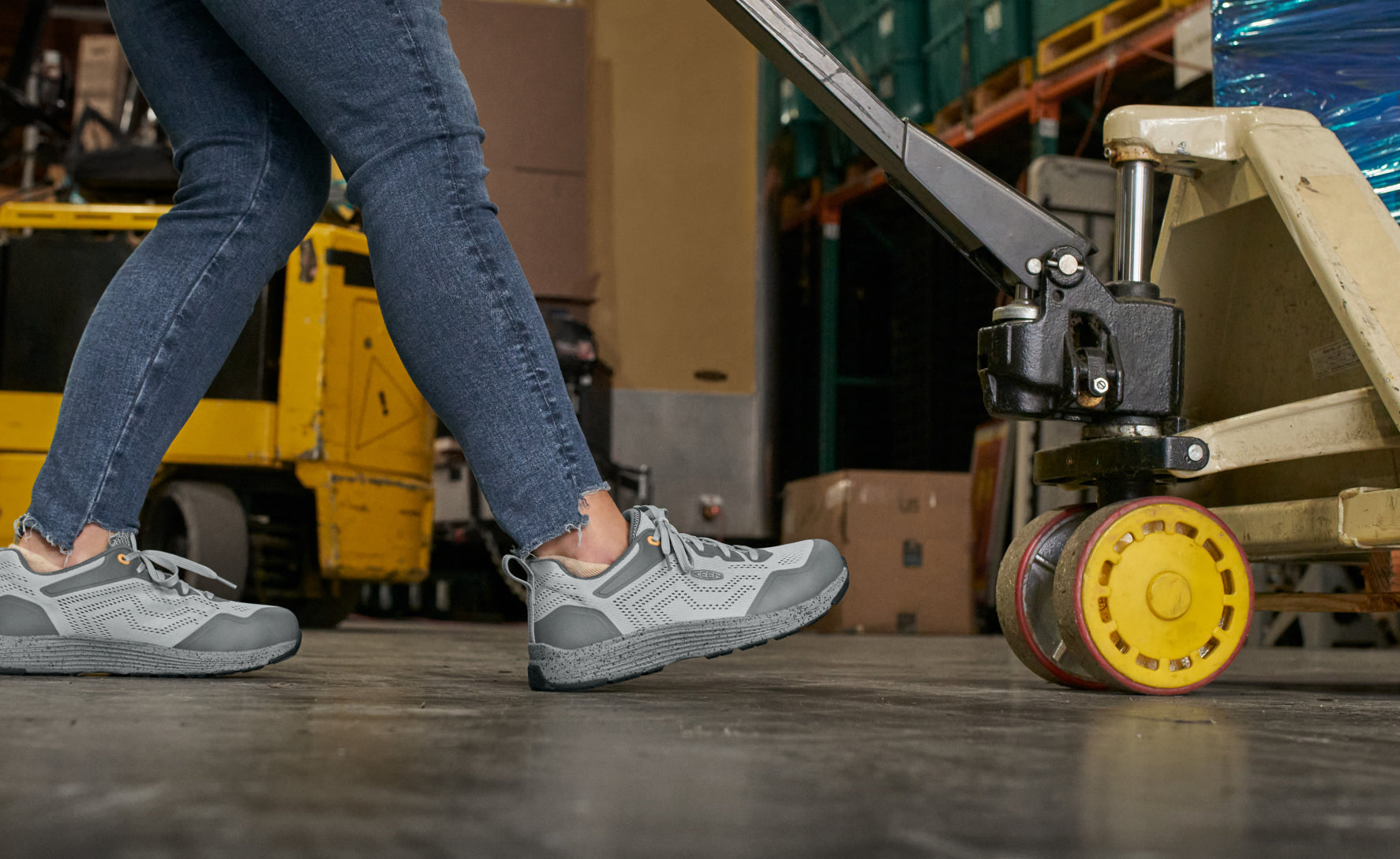 Women's Gray Aluminum Toe Work Shoes | ESD | KEEN Footwear