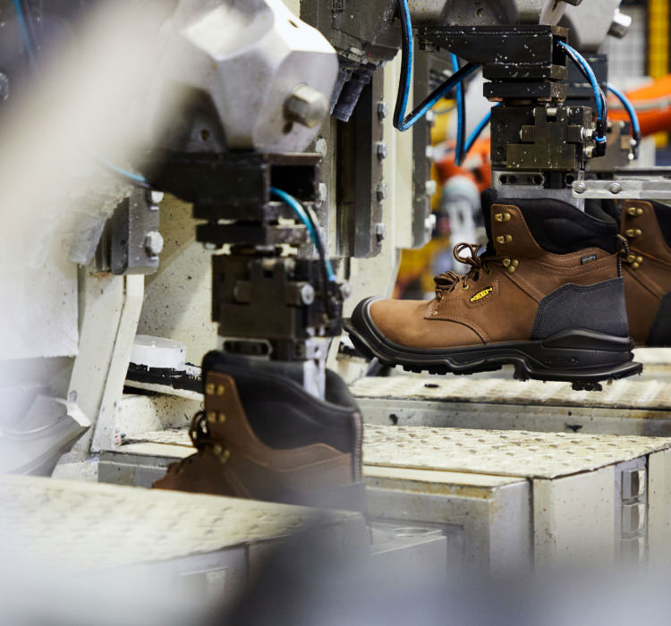 FAQ: Cemented, Fused, or Welted Boot Construction?